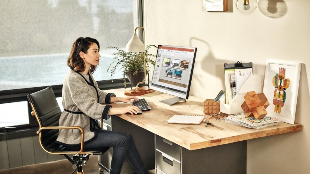 6 Items You Need to Set Up an Efficient Home Office - A DIY Projects